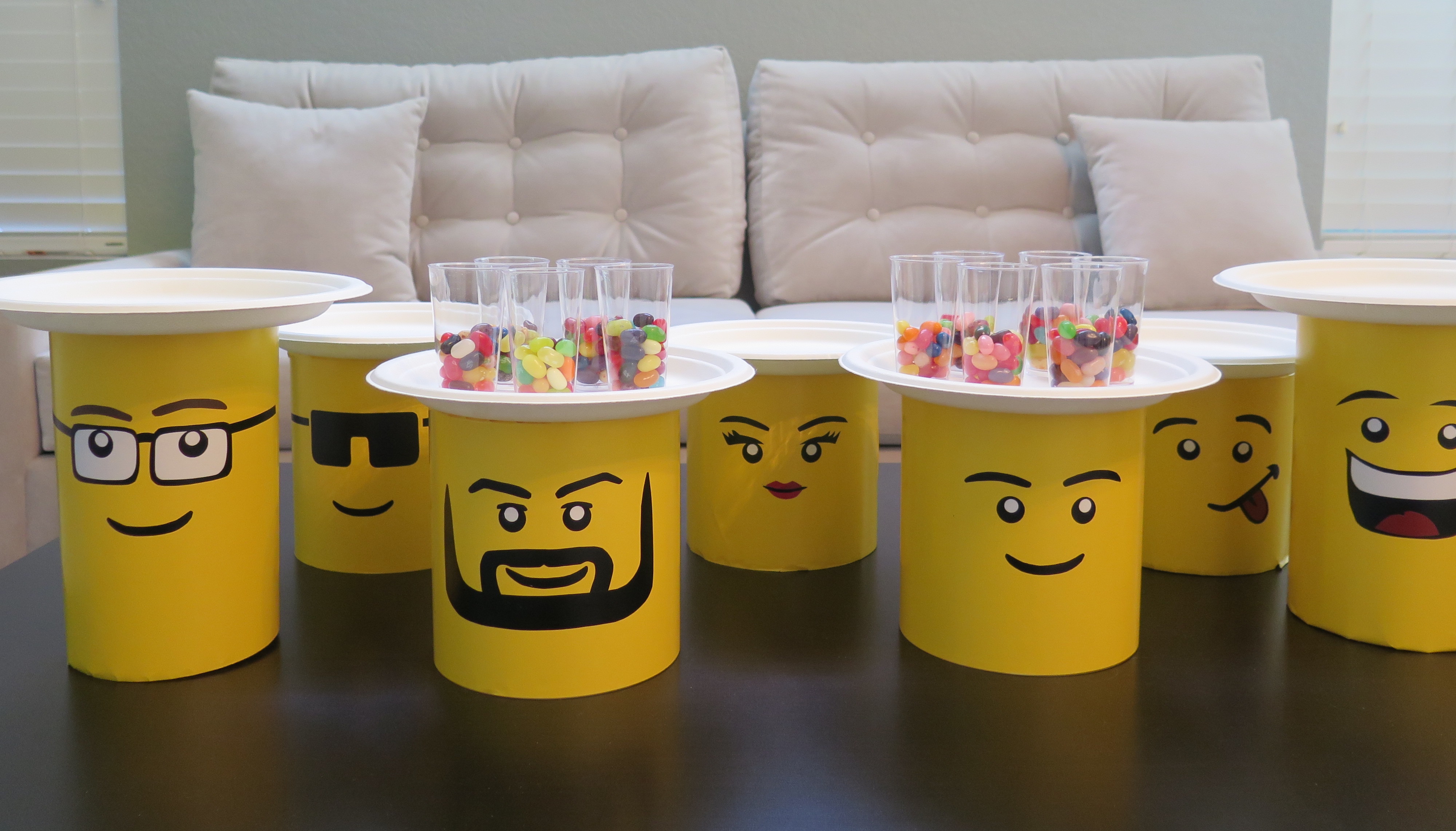 DIY Large Lego Heads – Peachy Teachy