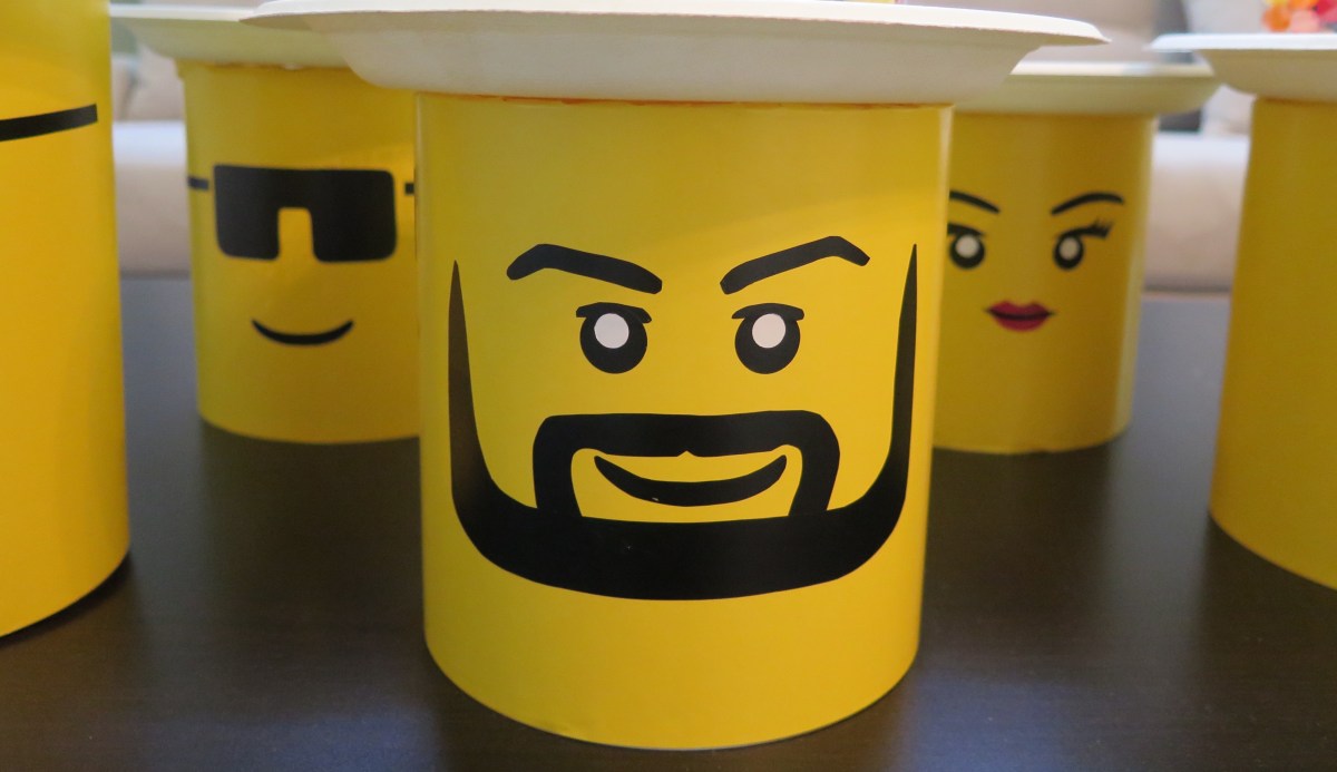 DIY Large Lego Heads – Peachy Teachy